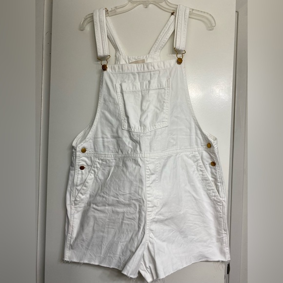 Universal Thread | Pants & Jumpsuits | Super Cute White Overalls Never ...